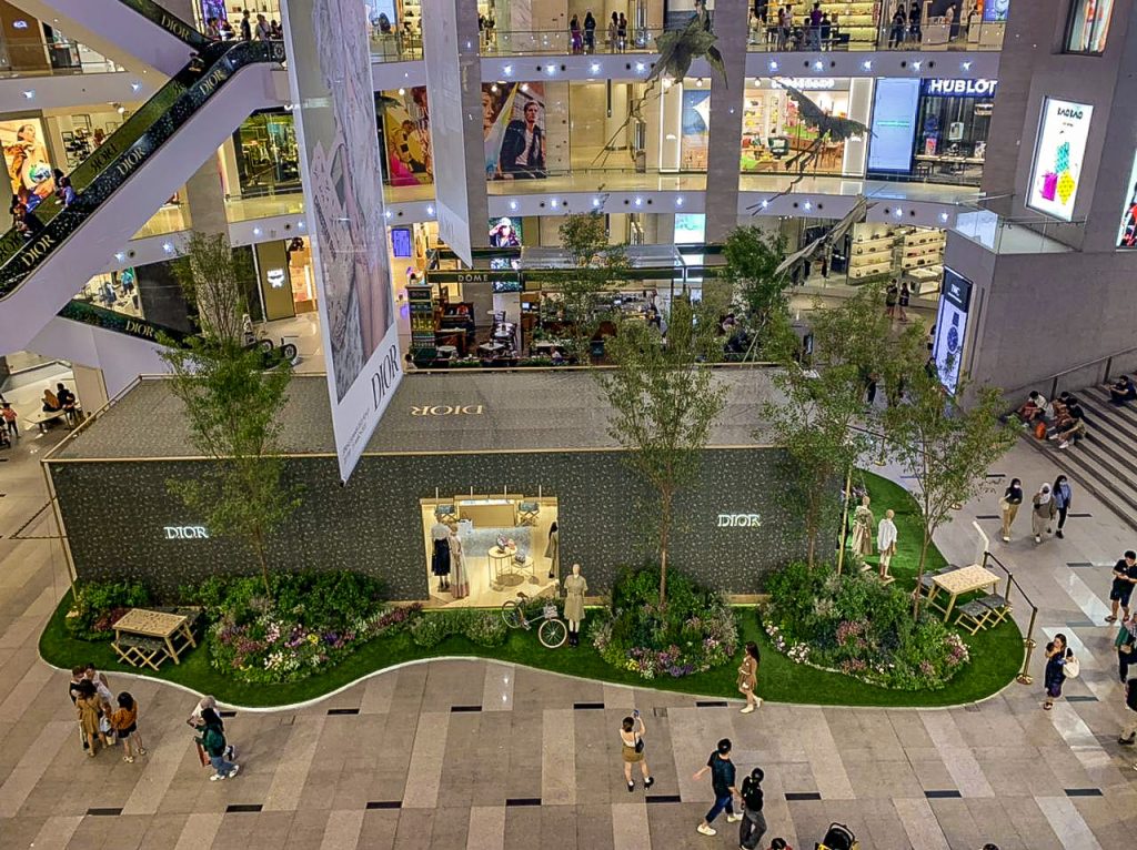 DIOR GARDEN – Landart